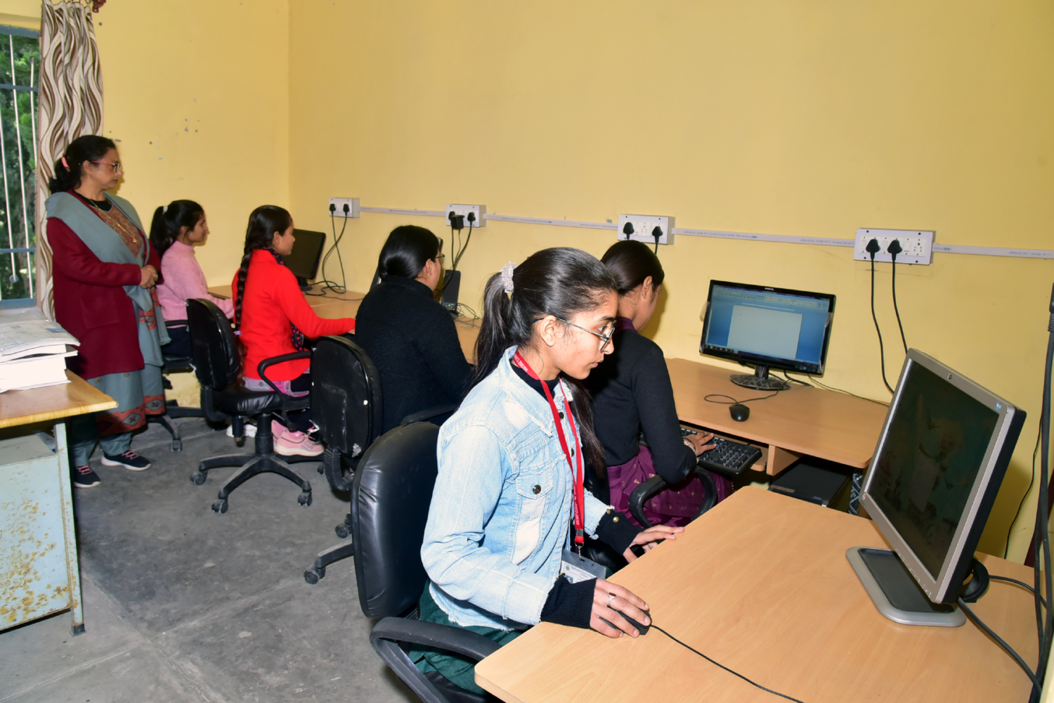 BABA BALAK NATH COLLEGE CHAKMOH, HAMIRPUR (H.P)